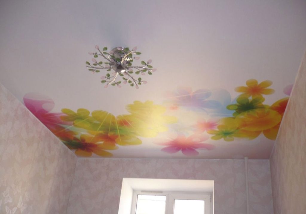 Which ceiling is better: stretch or drywall? - Paint City